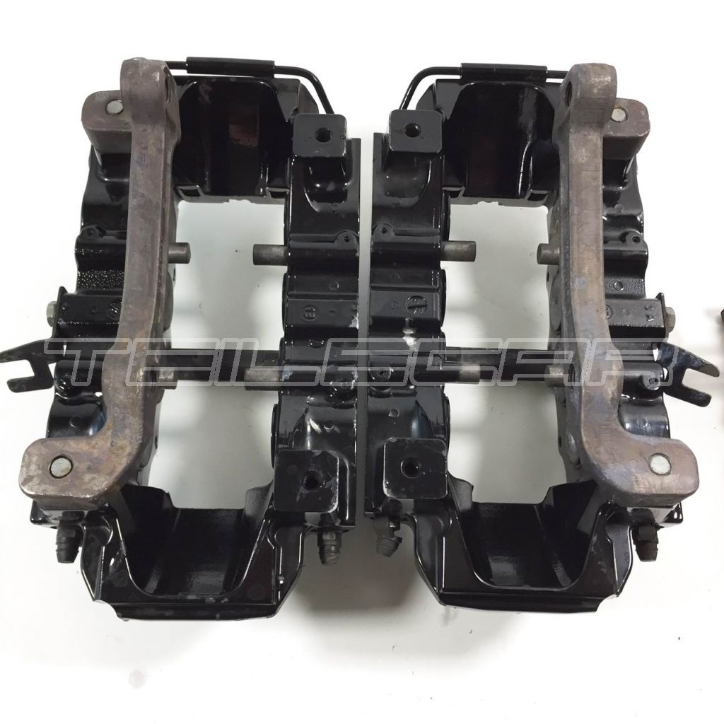 Audi RS Q3 Bremssättel VA Brembo Front Brake Calipers 8U0615107 ...